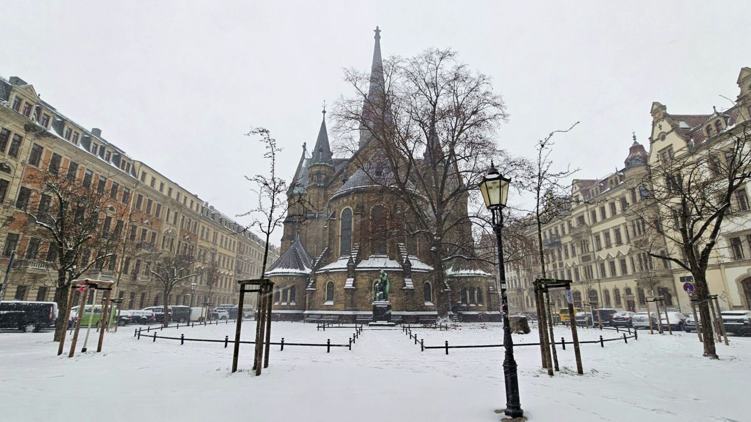 Die Martin-Luther-Kirche wird bunt - Neustadt-Geflüster