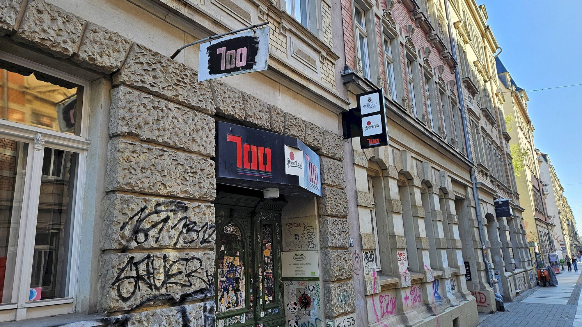 Die Hundert ist geschlossen - Neustadt-Geflüster